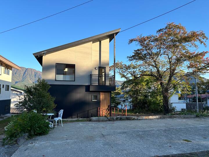 Self Contained Ski In/out Chalet In Norikura -New! - 絲魚川市