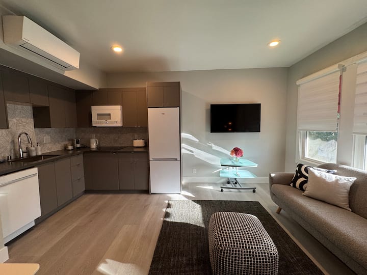 Chic  1-bedroom Downtown Palo Alto Near Stanford - Palo Alto, CA