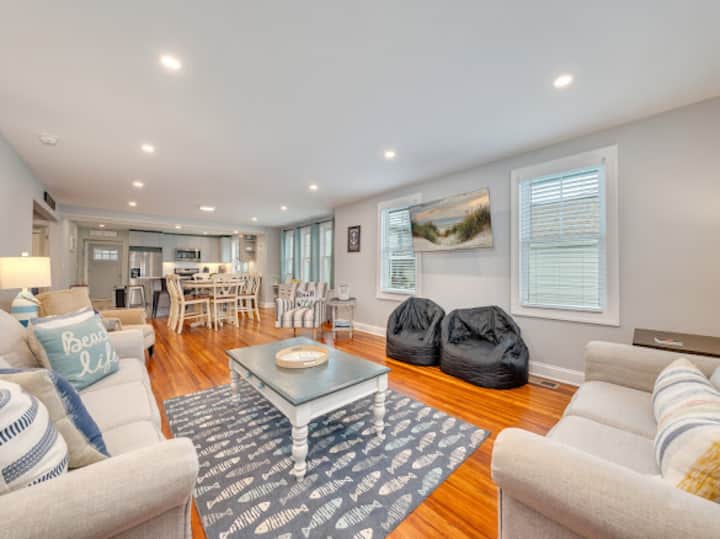 Pop's Place- Walk To The Beach, & Many Eateries! - Stone Harbor, NJ