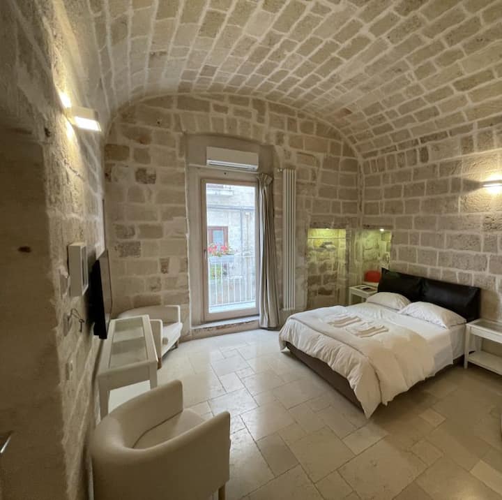 Camera 1° Piano, Bagno E Balcone Senza Uso Jacuzzi - Monopoli