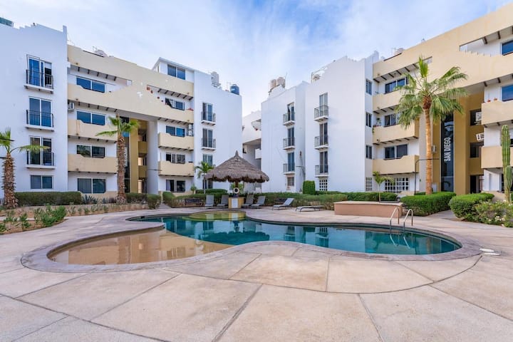 Cabo Condo Near Medano & Downtown | Pool Access - Cabo San Lucas