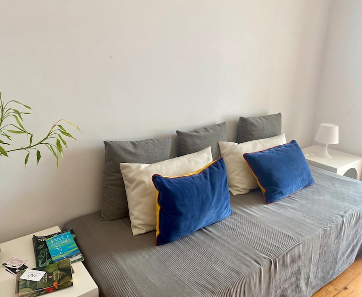 Appartement De 2 Chambres Avec Terrasse, Graça - Lisbon