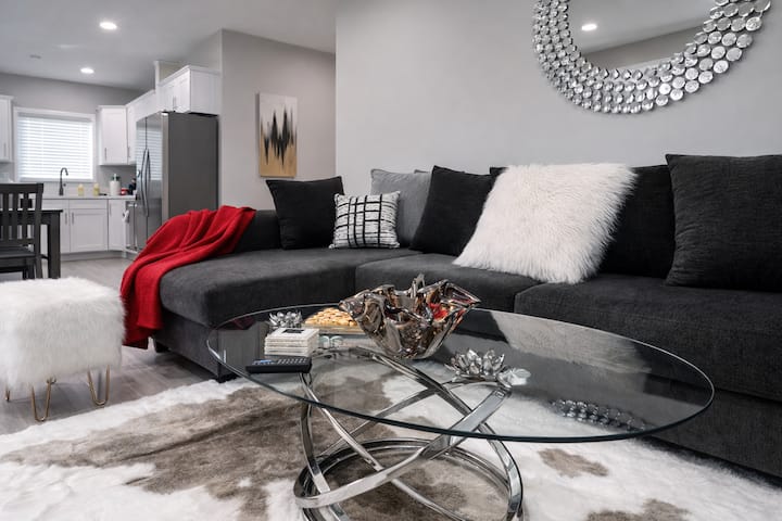 Hidden Chic Escape | Quiet Luxury, Modern Style - Loma Linda, CA