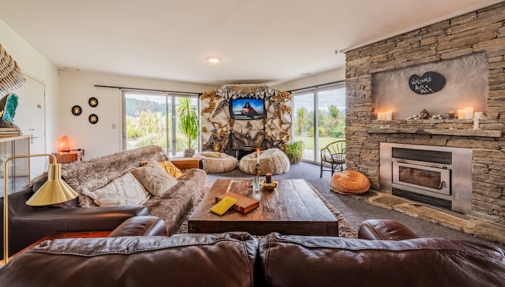 Gather, Feast & Relax - Minutes From Wānaka - Luggate