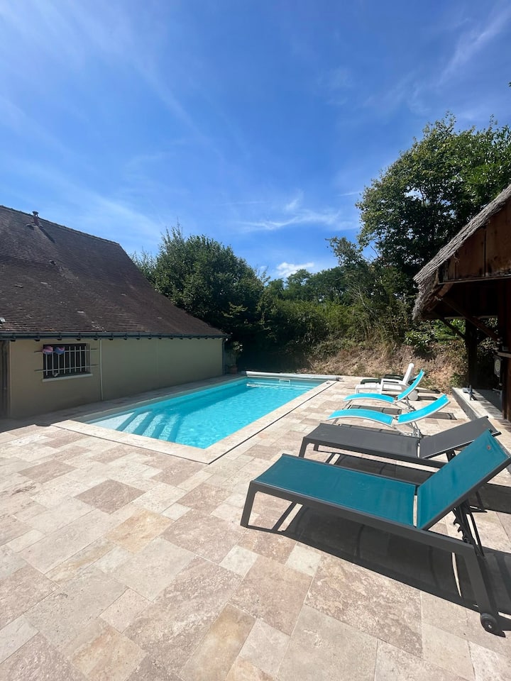 Maison Dans Jardin Arboré, Futuroscope Zoo. - Touraine