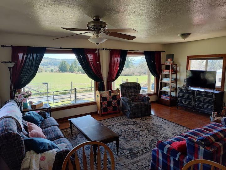 Natures Window - Spirit Mountain Casino, Grand Ronde