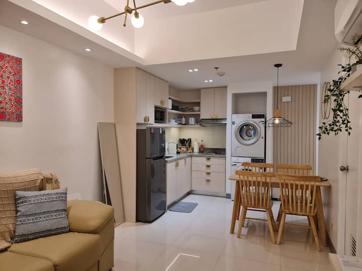 Cozy G 1br Salcedo Makati Balcony Dryer Washer - Manila