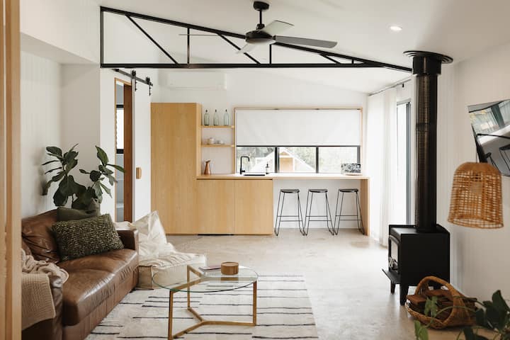 Oak + Ember • Cosy Scandi Studio | King Bed + Fire - Bendigo