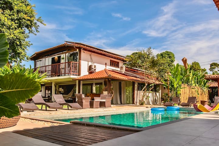 Villa Beira-mar • 11 Suítes • Café & Beach Club - Porto Seguro