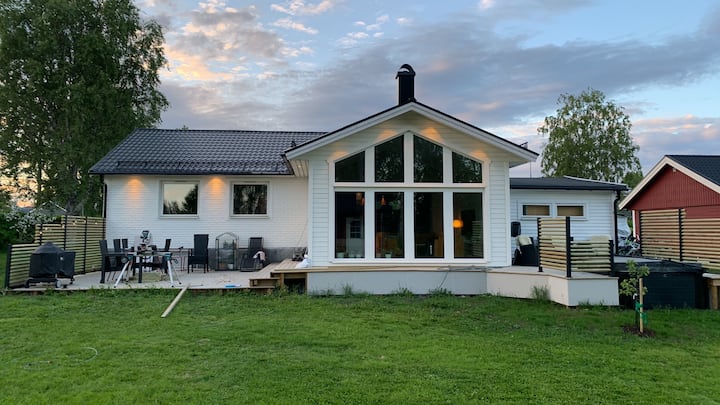 Trevlig Villa Med Spabad - Luleå