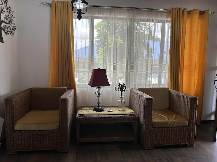 G Apartment: Suite - Kabankalan