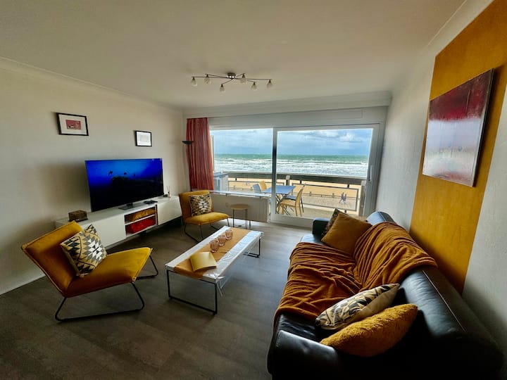 Zonovergoten Appartement Op De Zeedijk, Oostende! - Ostende