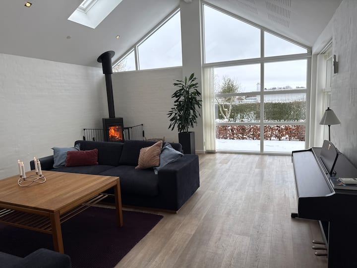 Roligt Beliggende Etplans Hus I Odense - Odense