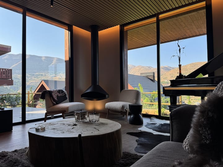 The Bond Chalet - Luxury  3bedrooms  All Amenities - Lebanon