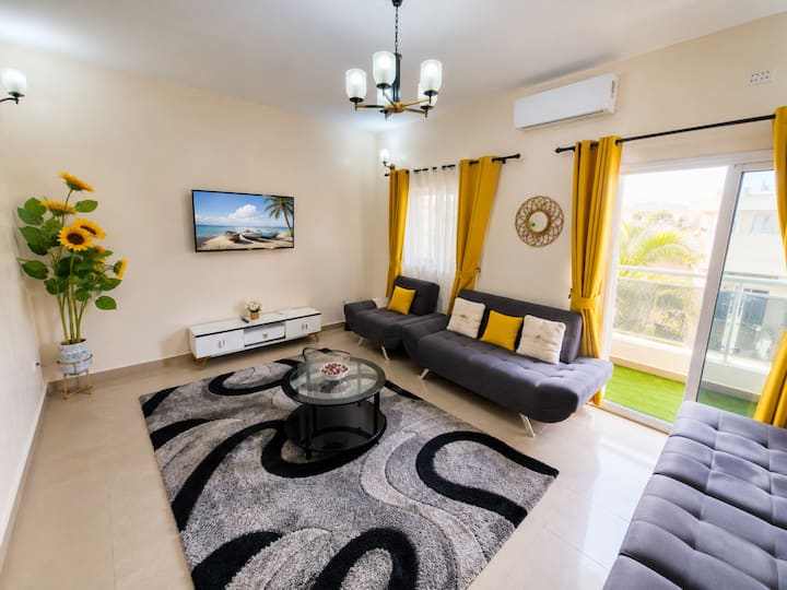 Appartement Moderne Avec Balcon,clim, Aux Mamelles - Dakar