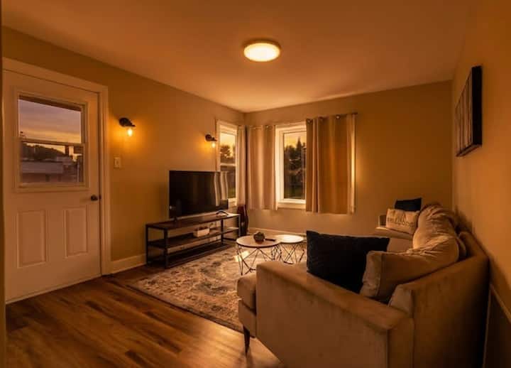 Bright Large New 1 Bed, Centrally Located - Cornwall, ON, Canada