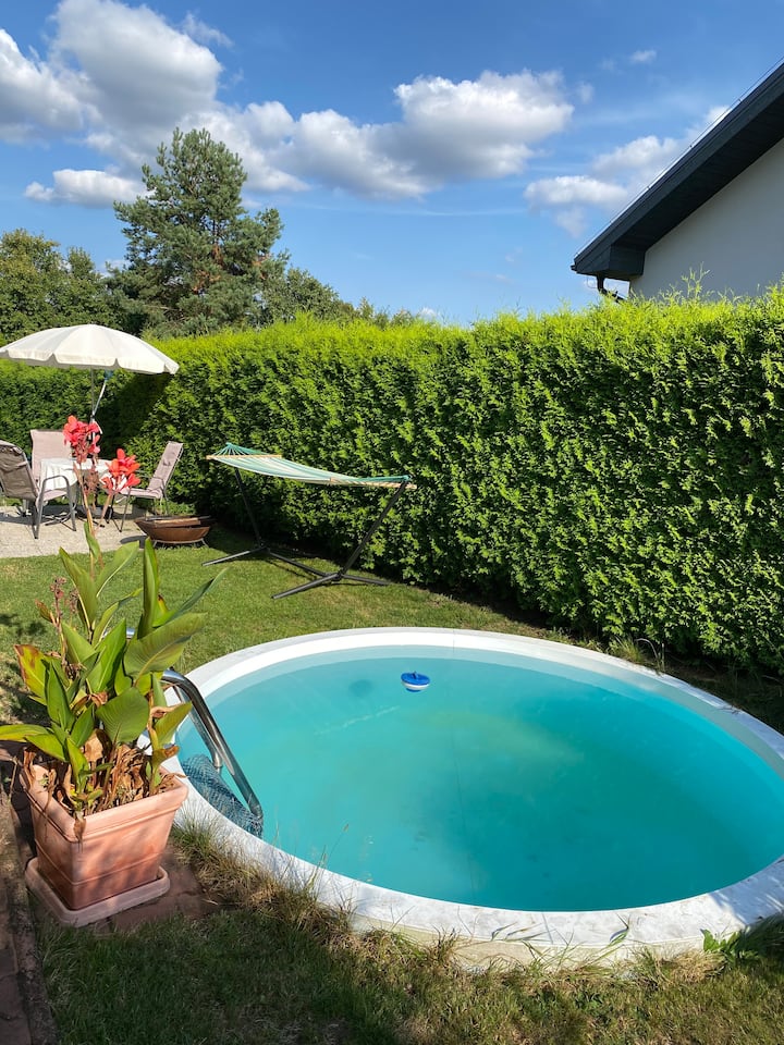 Slow Stay Jablonec – Peaceful Apt, Garden, Pool - Tschechien