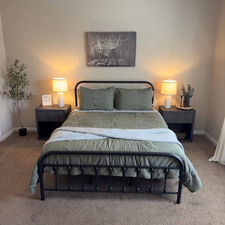 Simple 4br/2.5 Bath, Near Lackland & Seaworld - United States