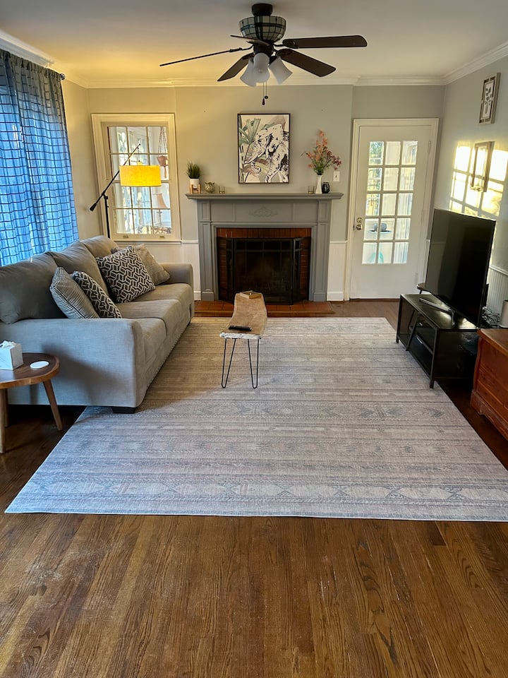 Downtown Camden Retreat - Camden, SC