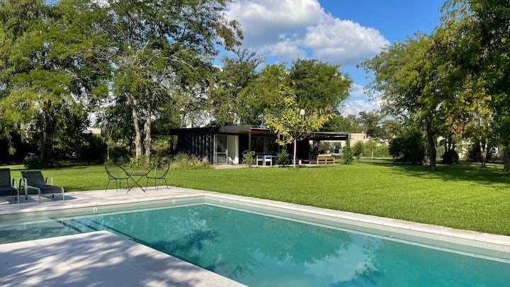 Casa Conteiner Rodeada De Naturaleza, Polo Y Golf - Villa Rosa