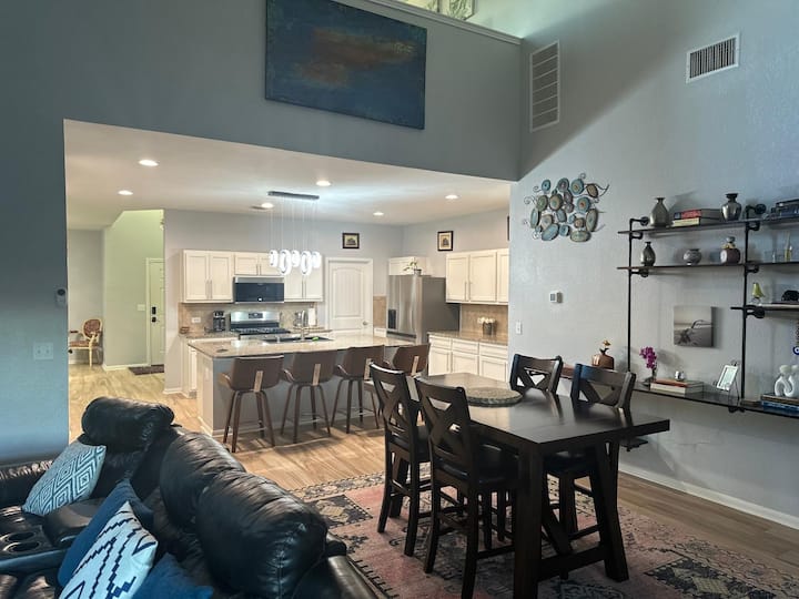 Perfect For Families & Friends | Close To Austin - Kyle, TX