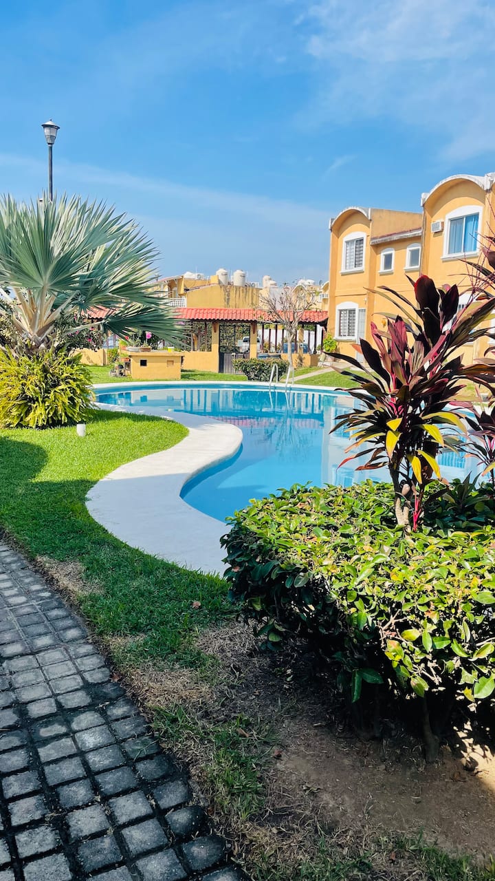 Tu Casa En Ixtapa Con Alberca - Ixtapa Zihuatanejo