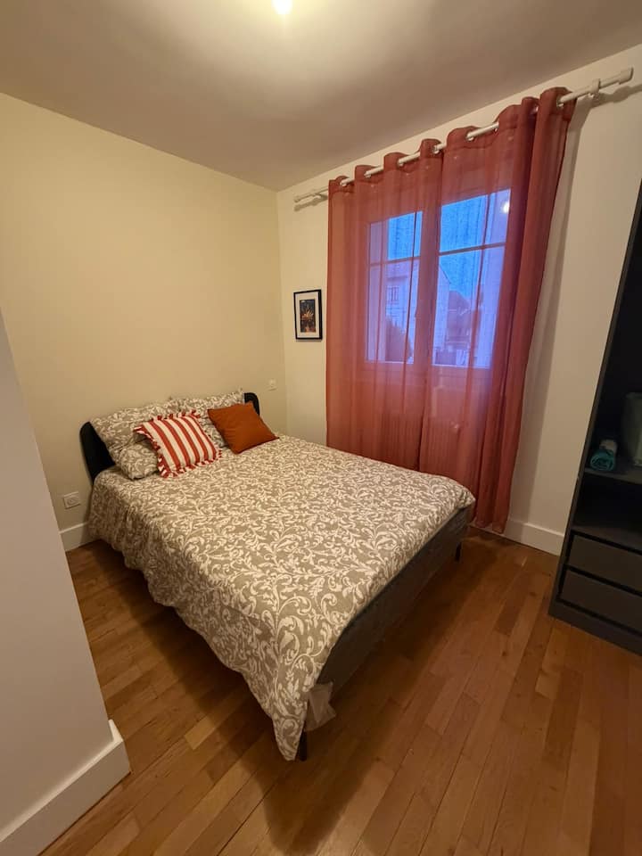 Chambre Tout Confort Au Pied Du Métro - Lyon