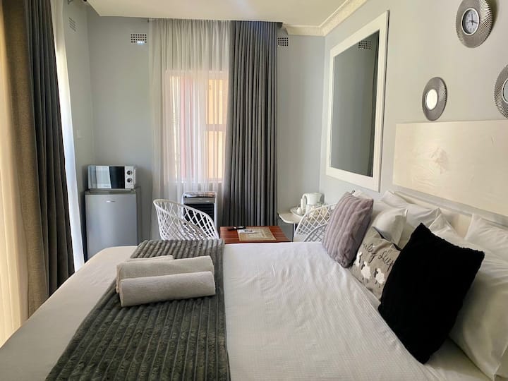 The Holiday Villa - Villa Tadie - Harare