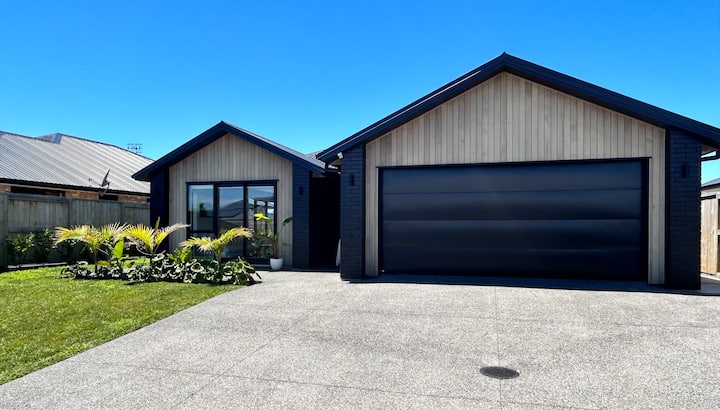 Home In Papamoa East - Papamoa