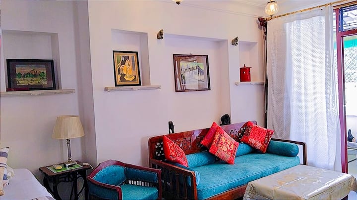 Vara Guest House 1st Floor. - Udaipur