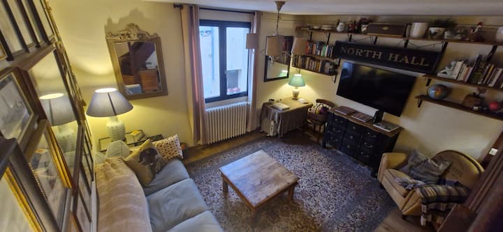 Appartement Avec Clic-clac Et Chambre (Lit Double) - Toulouse