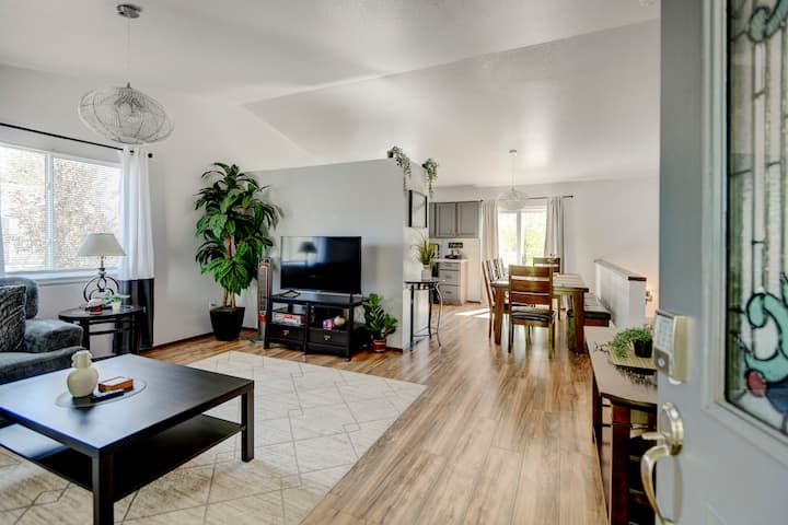 2 King Suites + Game Room ~ A Gem On Turquoise St. - Loveland, CO