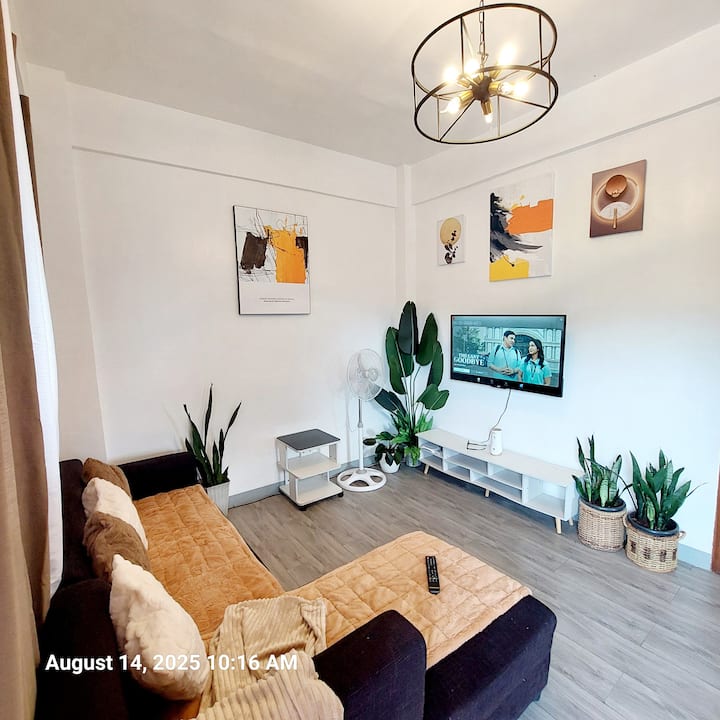 Cozy Apartment 2 W/ Balcony And Mountain View - Baguio