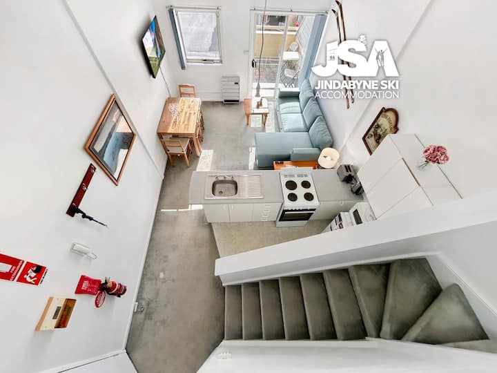 Razorback 4 Compact 1 Bedroom Lofted Apartment - Jindabyne