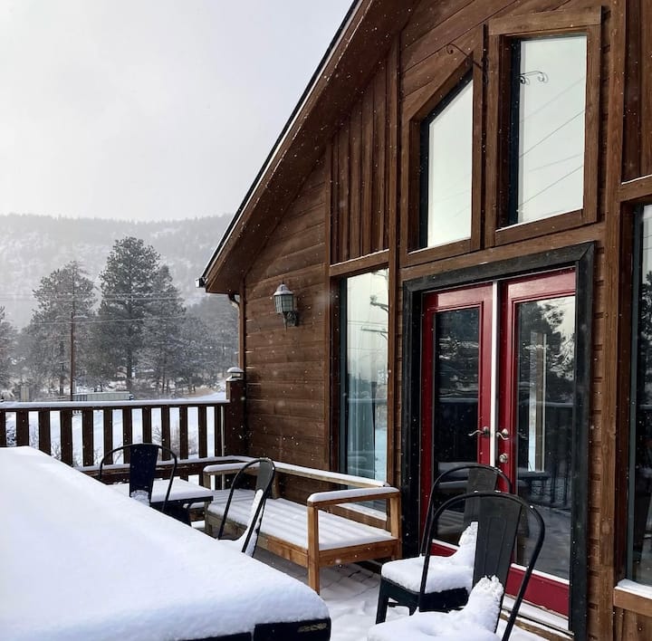 Hot Tub | Firepit | Starlink | Paved Rd | Mtn View - Staunton State Park, Pine