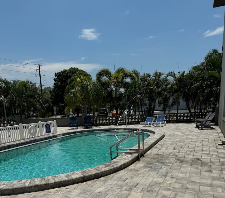 Marina District Condo - St. Petersburg, FL