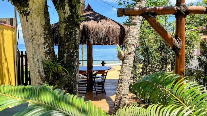 Erlon Suítes 1 | Beira Mar, Gerador, Ar E Frigobar - Ilha Grande