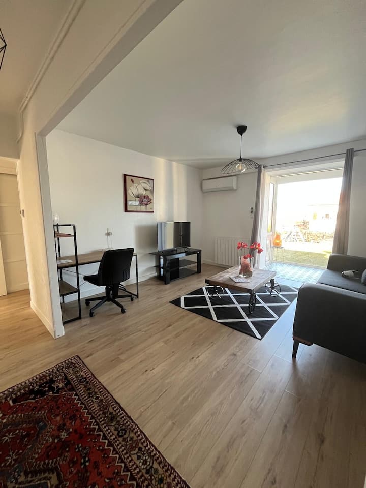 Appartement Tout Confort Dans Villa Piscine Privée - Riom