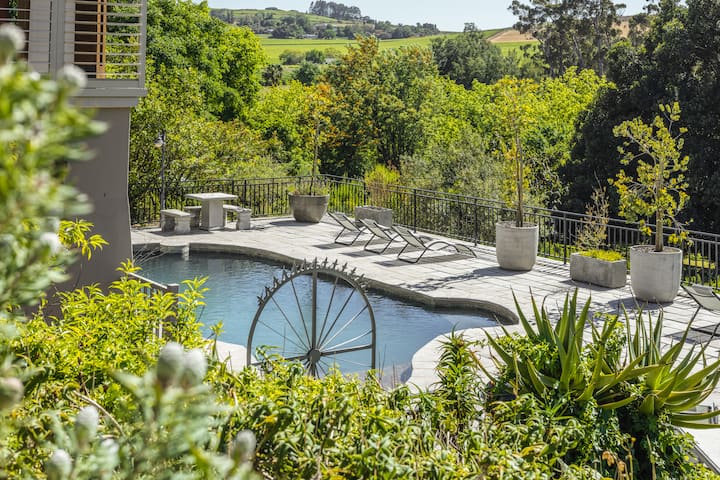 Avemore Rare Gem With Full Backup Power - Stellenbosch