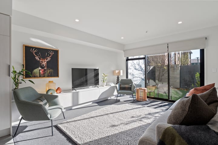 City Escape | Free Parking + Flexible Beds - Christchurch