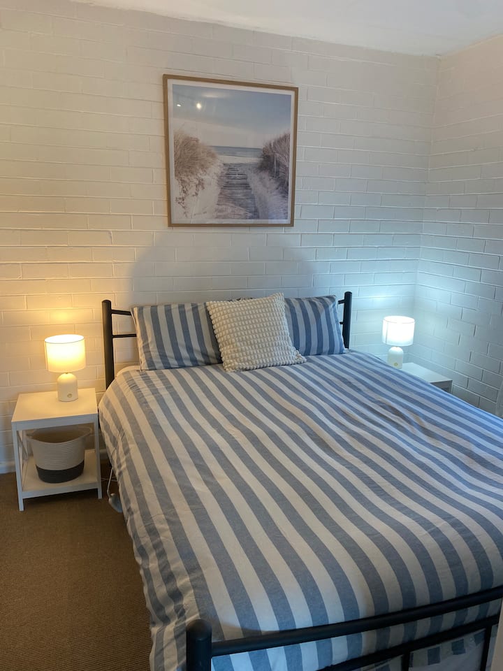 Flat In Leafy Farrer, Close To Canberra Hospital - キャンベラ