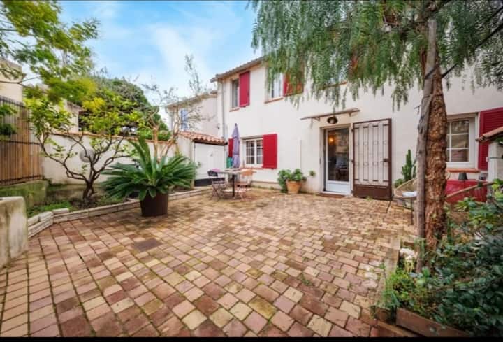 Maison Avec Extérieur Proche De La Mer Et Village - Six-Fours-les-Plages