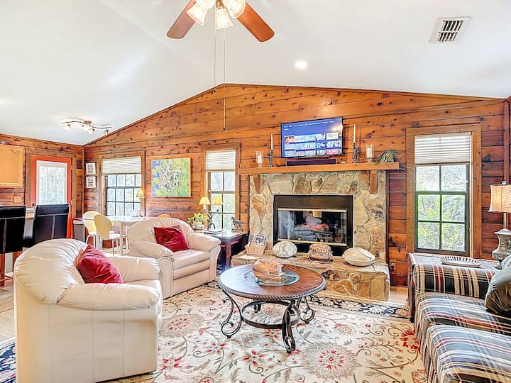 Relax And Recharge In A Peaceful, Natural Setting - Riverview, FL