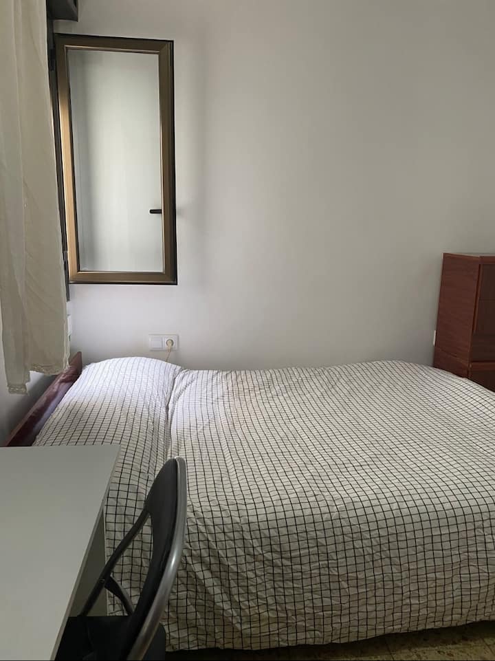 Vilanova Room Center - Vilanova i la Geltrú