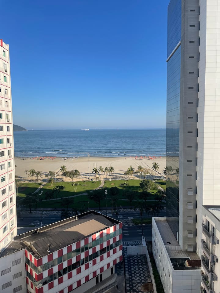 Apto Vista Livre Em  Frente Ao  Mar Santos/garagem - Santos