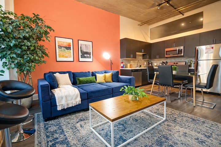 Spacious 2br In Chicago Near Mccormick | Sleeps 8 - Fuller Park - Chicago