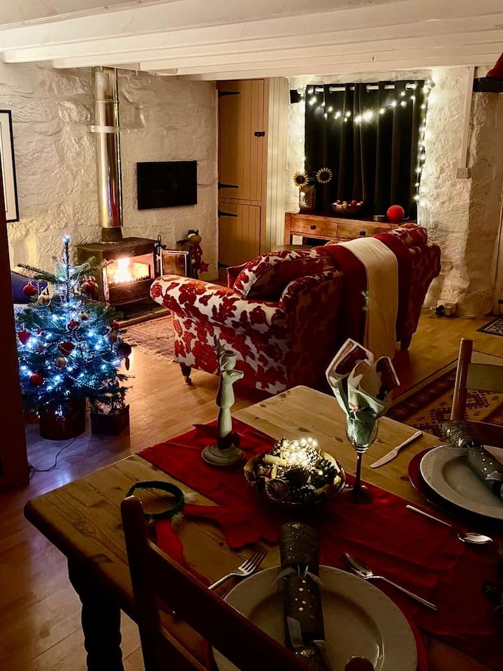 Winter Warmth At Onehams Farm - Staithes