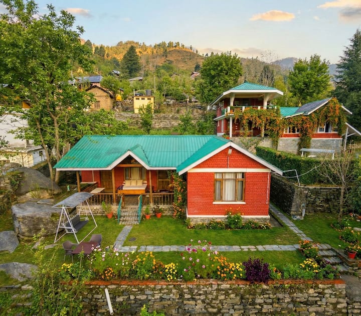 Himalayan Apple Orchard | Cozy Stay In Orchards - Himachal Pradesh