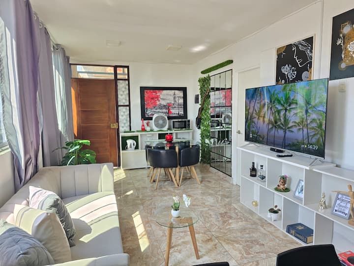 Revolucionario Rossyland "Trendy" /Cerc Aerop. - Chiclayo