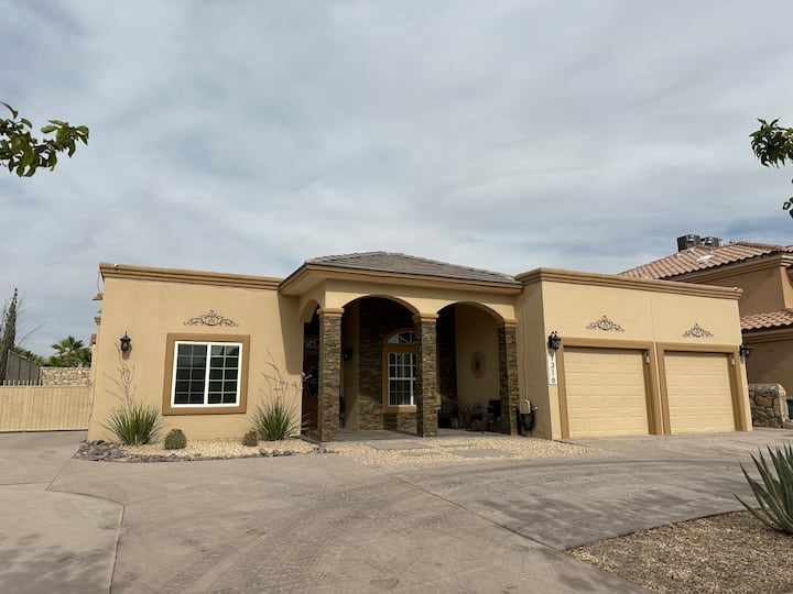 Mi Casa Es Su Casa - El Paso, TX